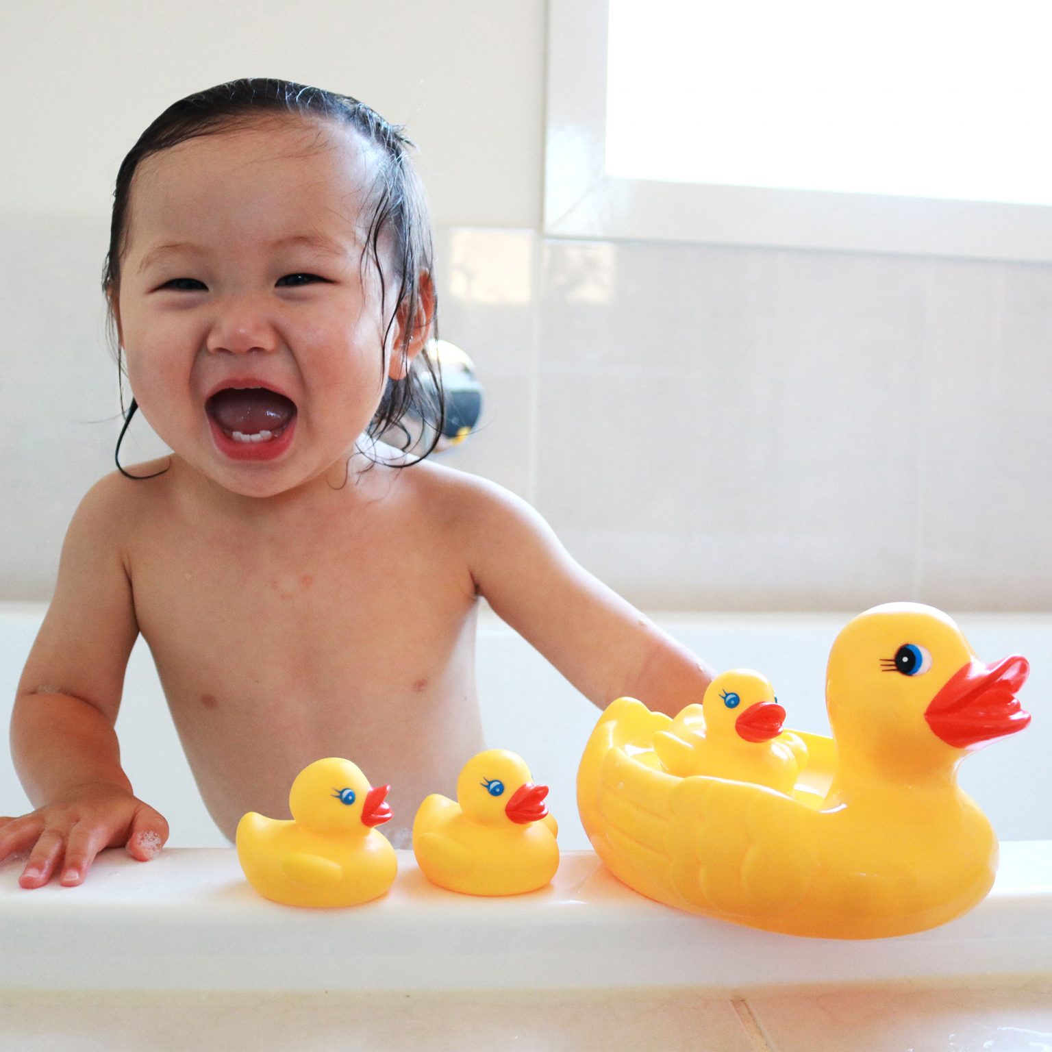 Bath Duckie Family – Fully Sealed – Playgro International